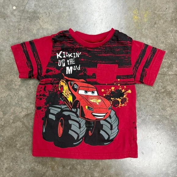 Disney | Shirts & Tops | Y2k Disney Cars Lightning Mcqueen Graphic Tee ...